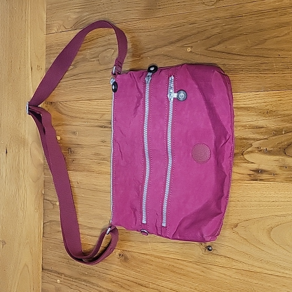 Kipling Alvar Crossbody Bag In Magenta Lightweight - Gem